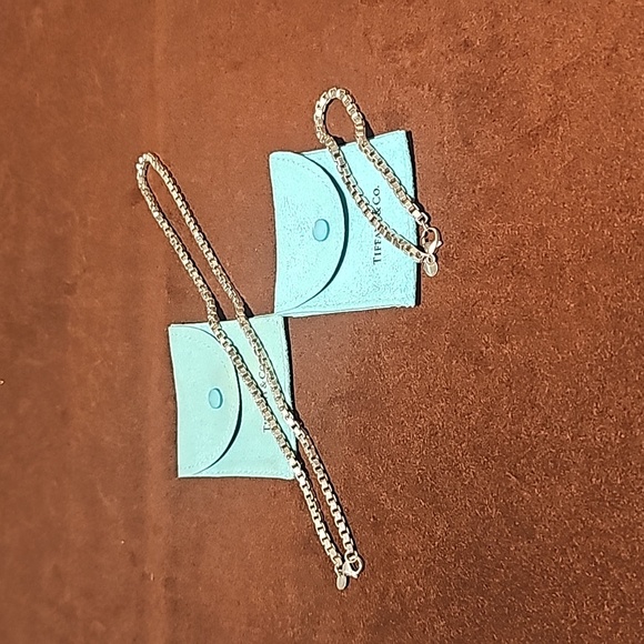 Tiffany & Co. | Jewelry | Preowned Tiffany 925 Venetian Necklace ...